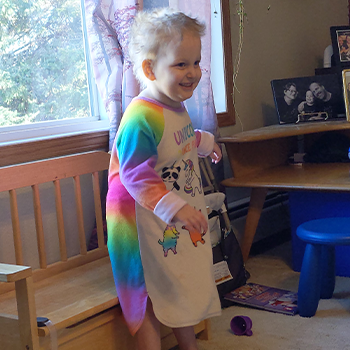 Freya learns to walk again through virtual care - Children's Minnesota